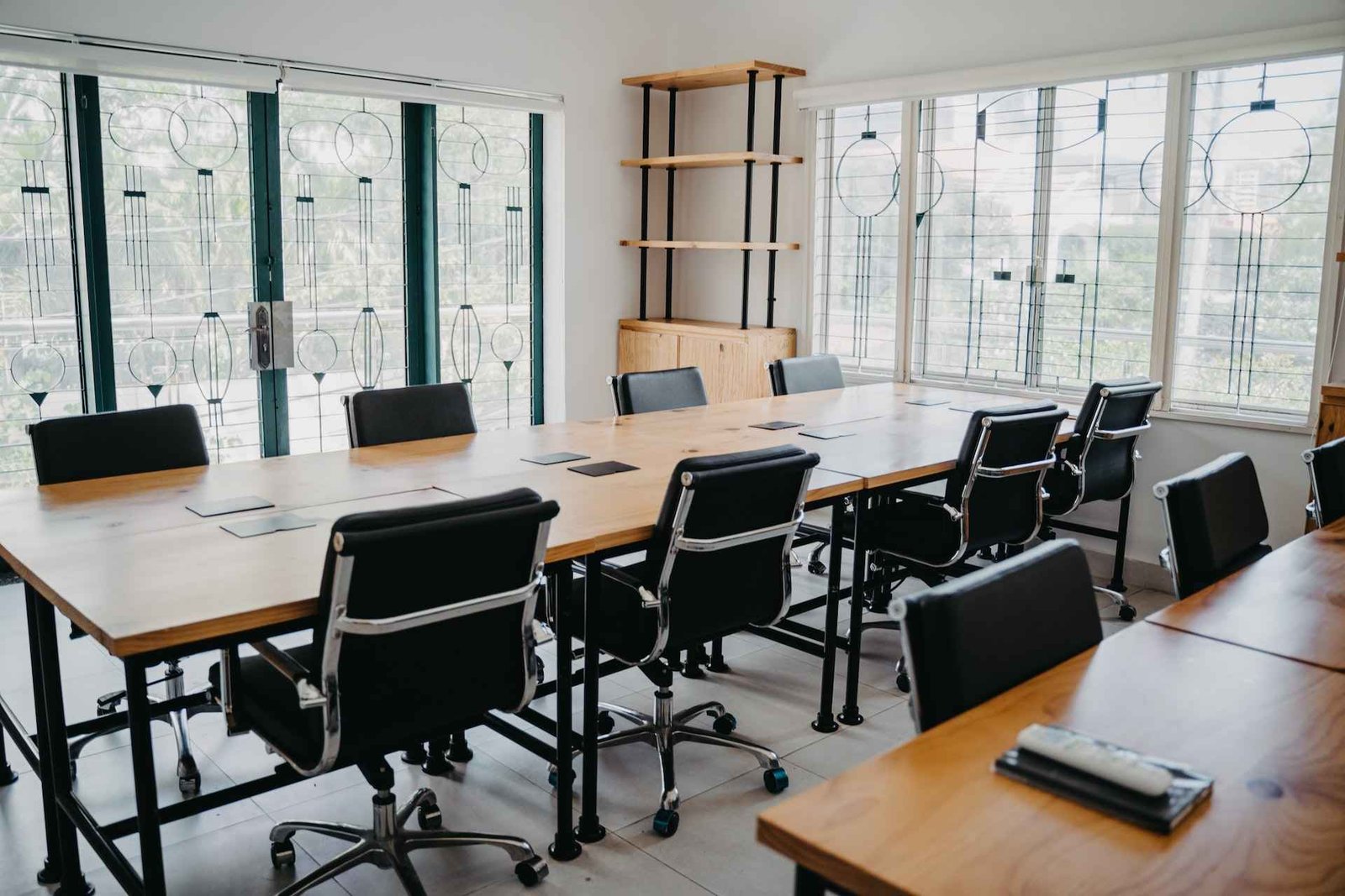 What is a Virtual Office: Benefits and How does It Work