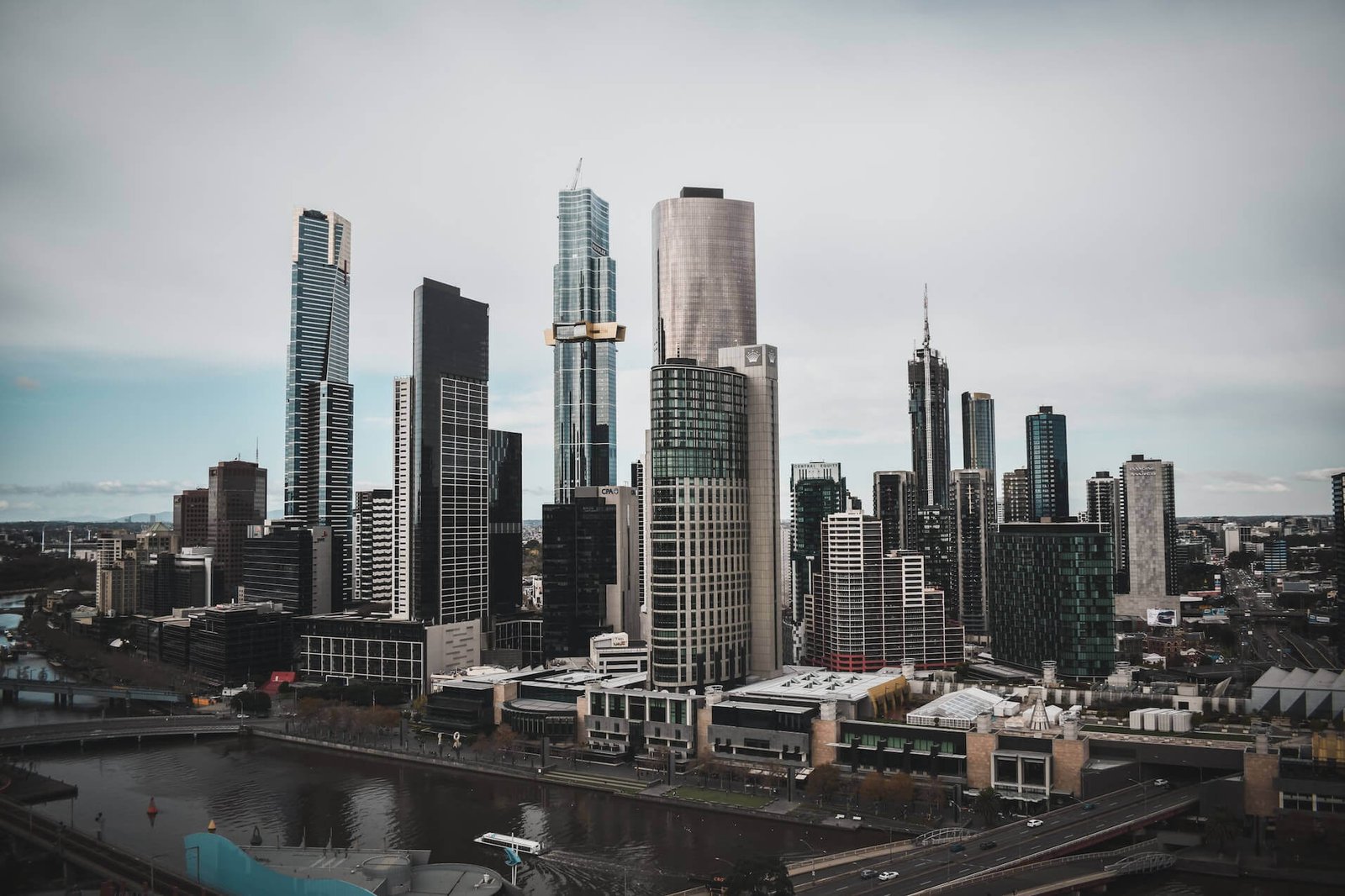 What Is a Multinational Company? Definition & Key Features | InvestinAsia